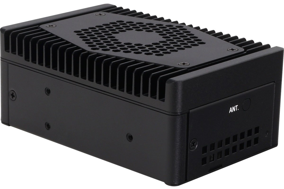 Pico-SEMI, 搭载第11代Intel® Core™ i7/i5/i3/Celeron® U系列SoC处理器